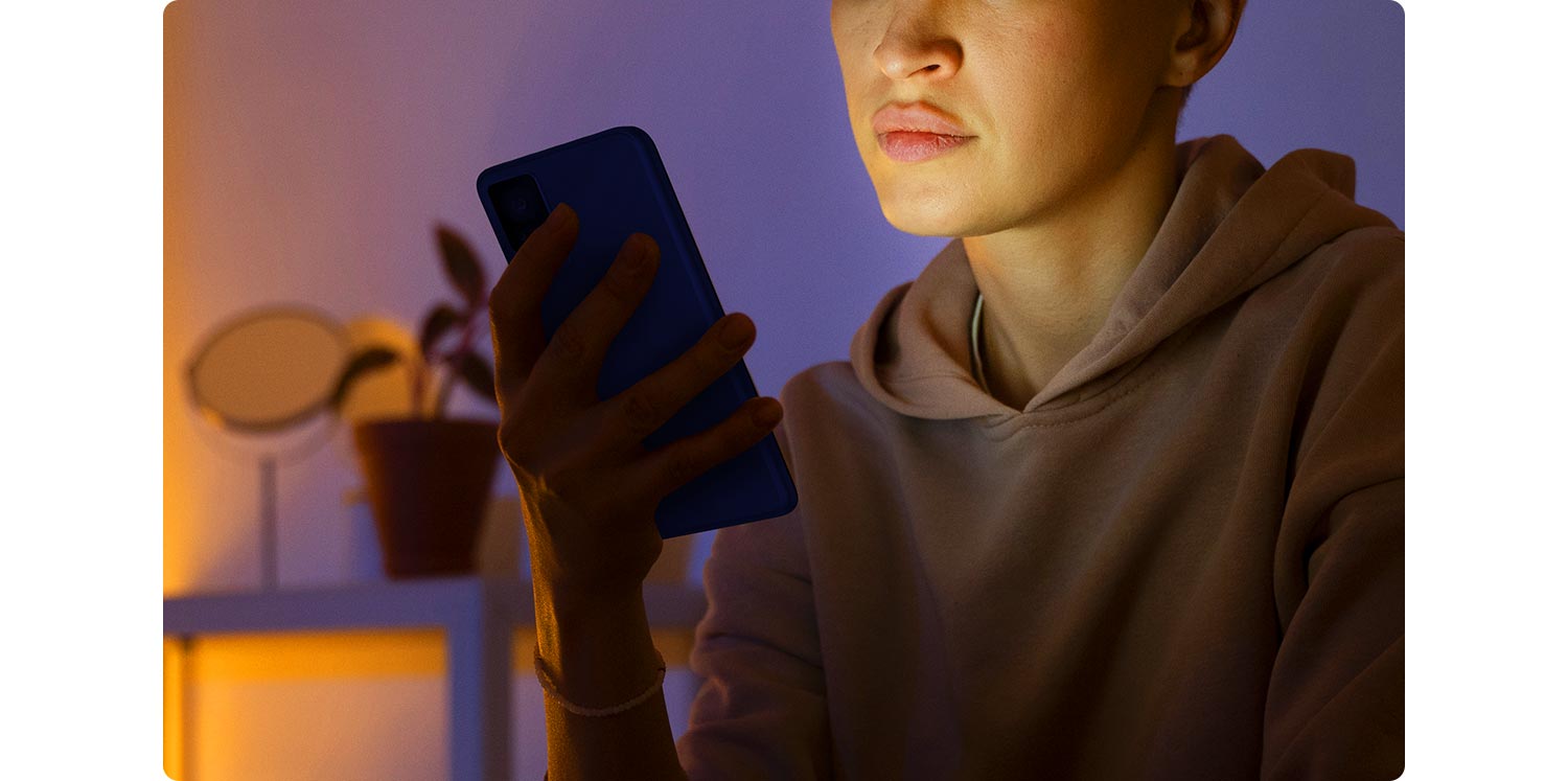 6.6" HD+ NXTVISION Display | TCL 406s